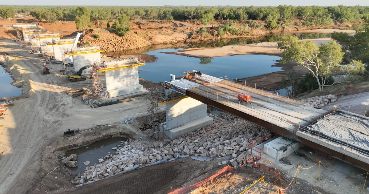 Work ramps up on the Fitzroy River Bridge - BMD